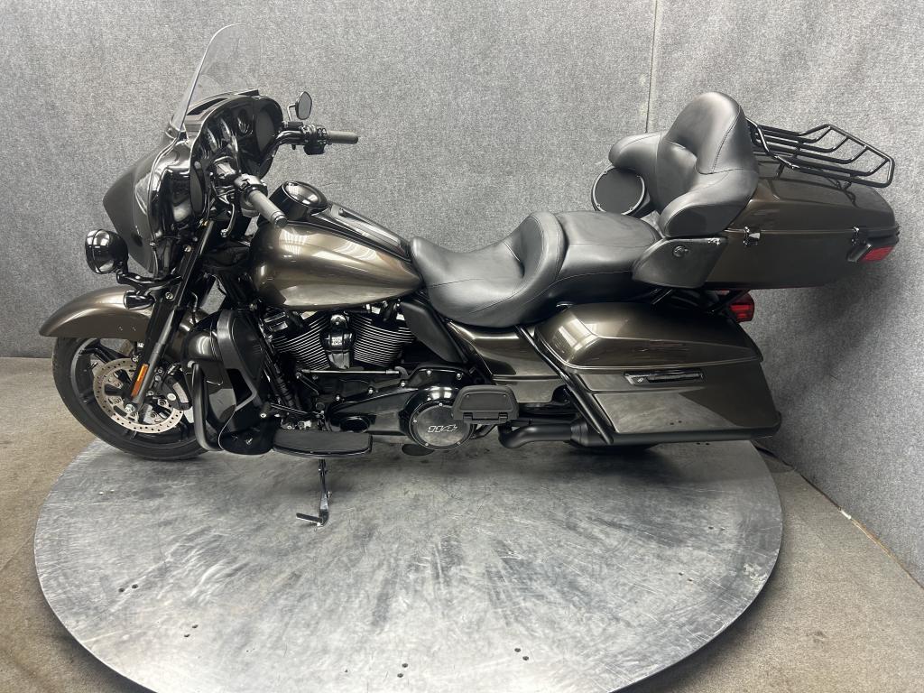 Salvage 2020 Harley-Davidson FLHTK | Argo Cycles & Auto